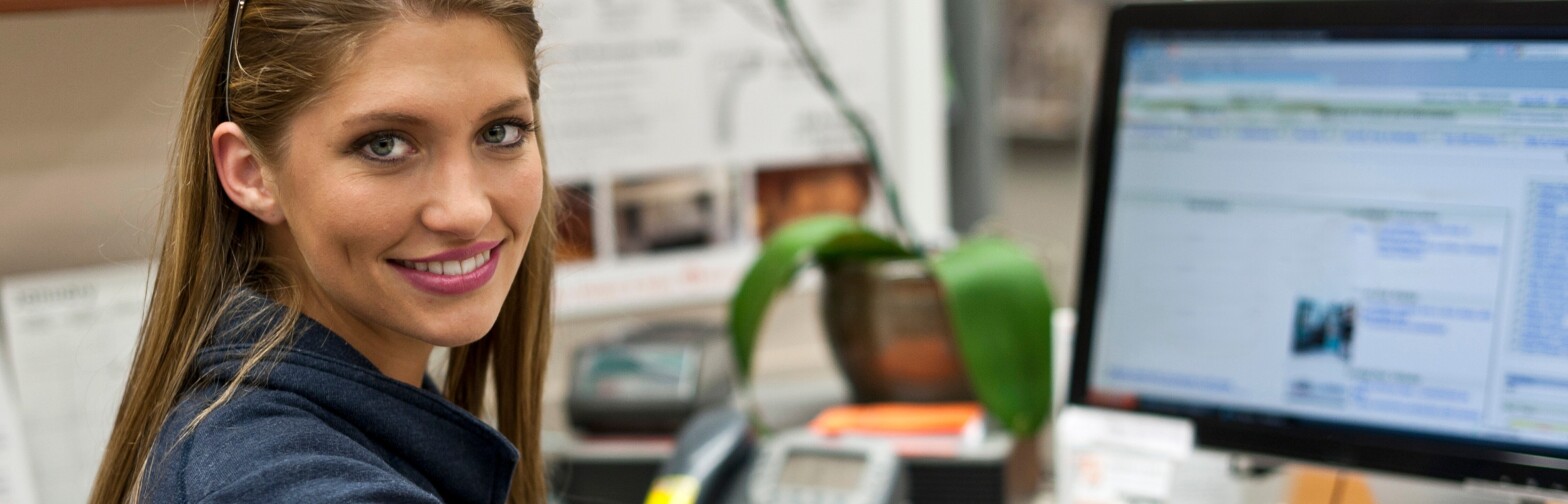 Emploi talents.aefe.fr - Agent(e) d'accueil Pôle Vie Élève (vie scolaire) - Lycée Claudel Ottawa ...